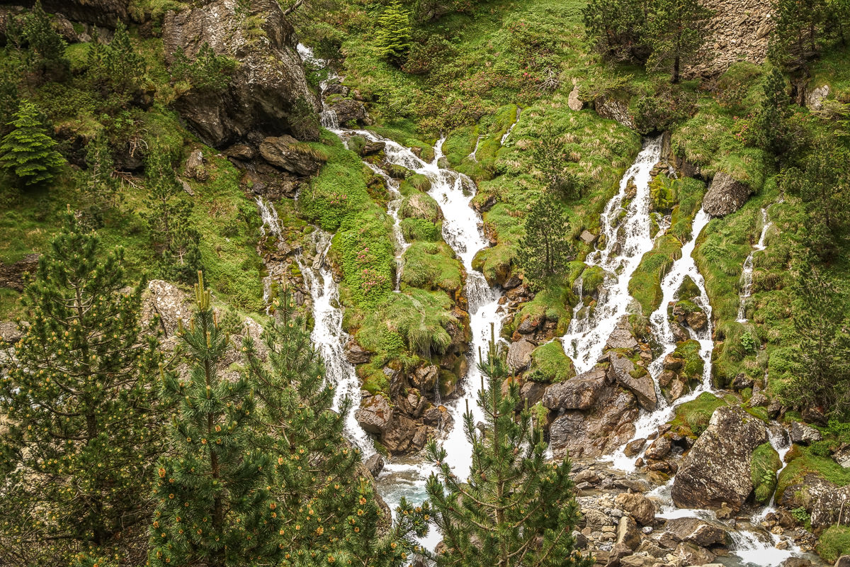 THREE GREAT HIKES IN THE STUNNING HAUTES-PYRÉNÉES IN FRANCE - You ...