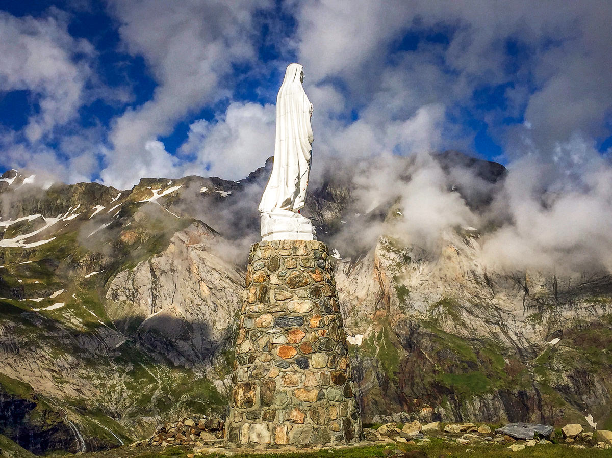 THREE GREAT HIKES IN THE STUNNING HAUTES-PYRÉNÉES IN FRANCE - You ...