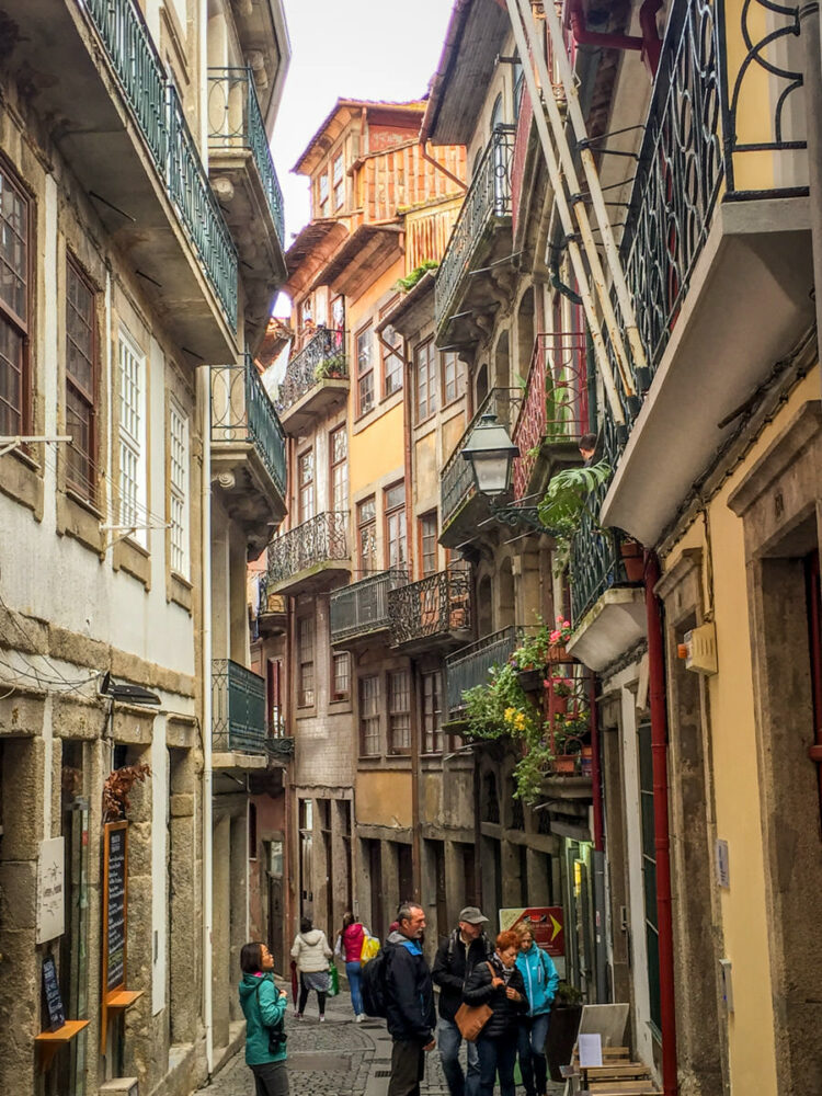 COOL THINGS TO SEE IN PORTO - You Should Go Here
