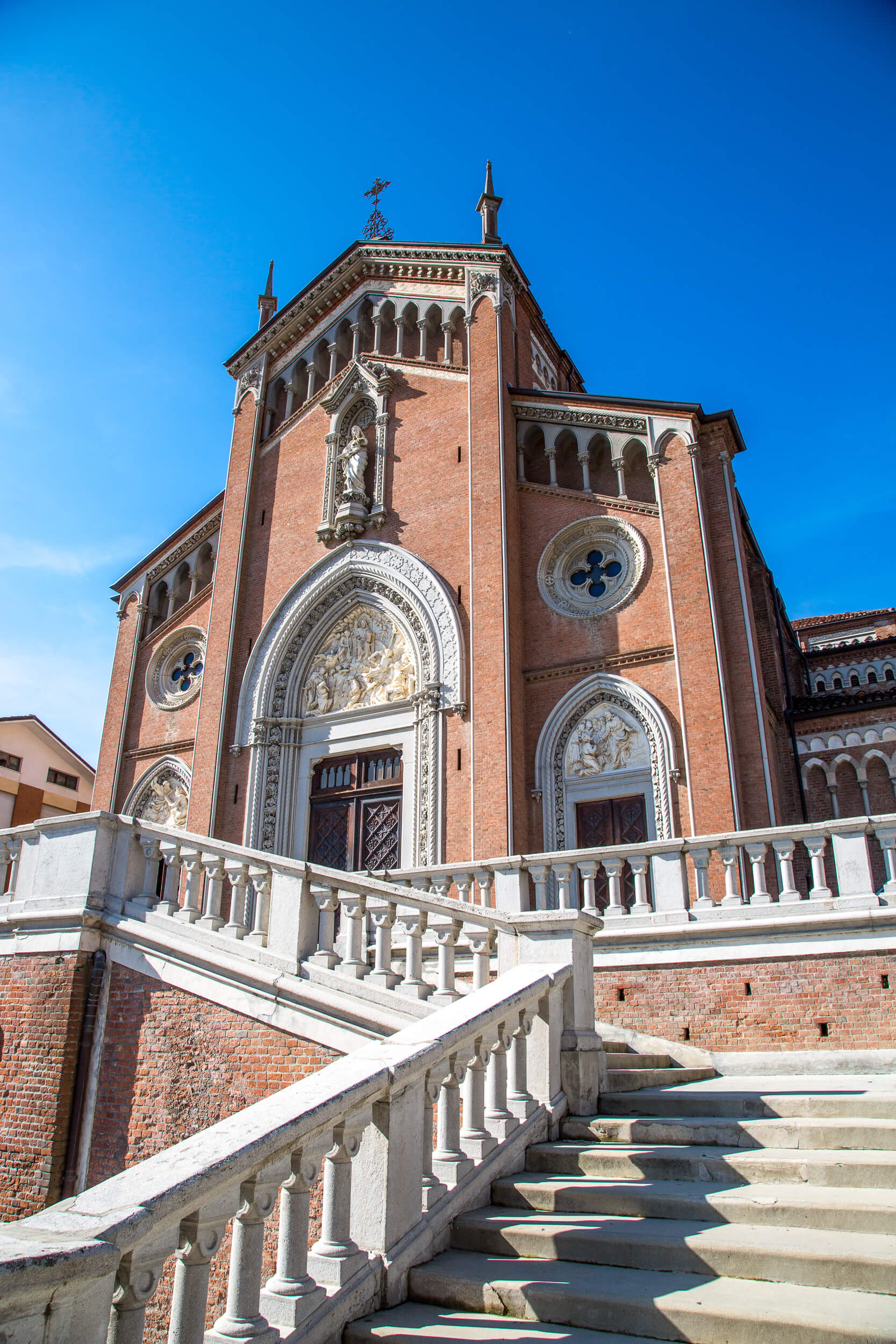 MONFORTE D'ALBA-THE PERFECT BASE FOR EXPLORING PIEDMONT - You Should Go ...