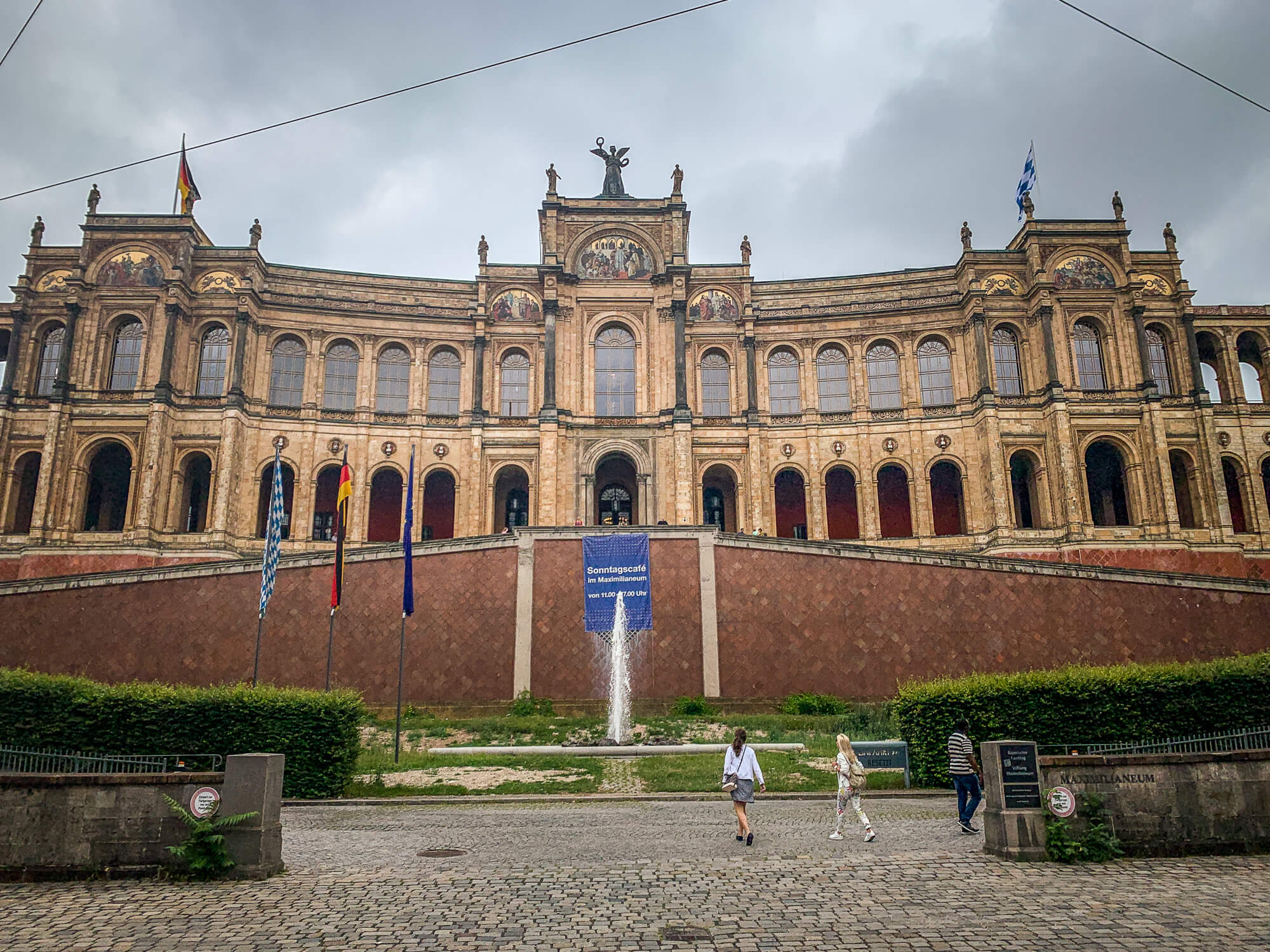 HOW TO SPEND 36 HOURS IN MUNICH - You Should Go Here