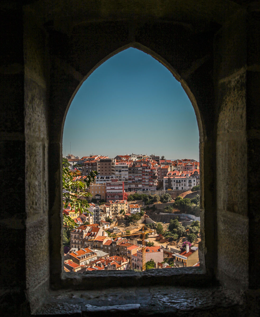 EVERYONE'S GOING TO LISBON. EVERYONE. - You Should Go Here